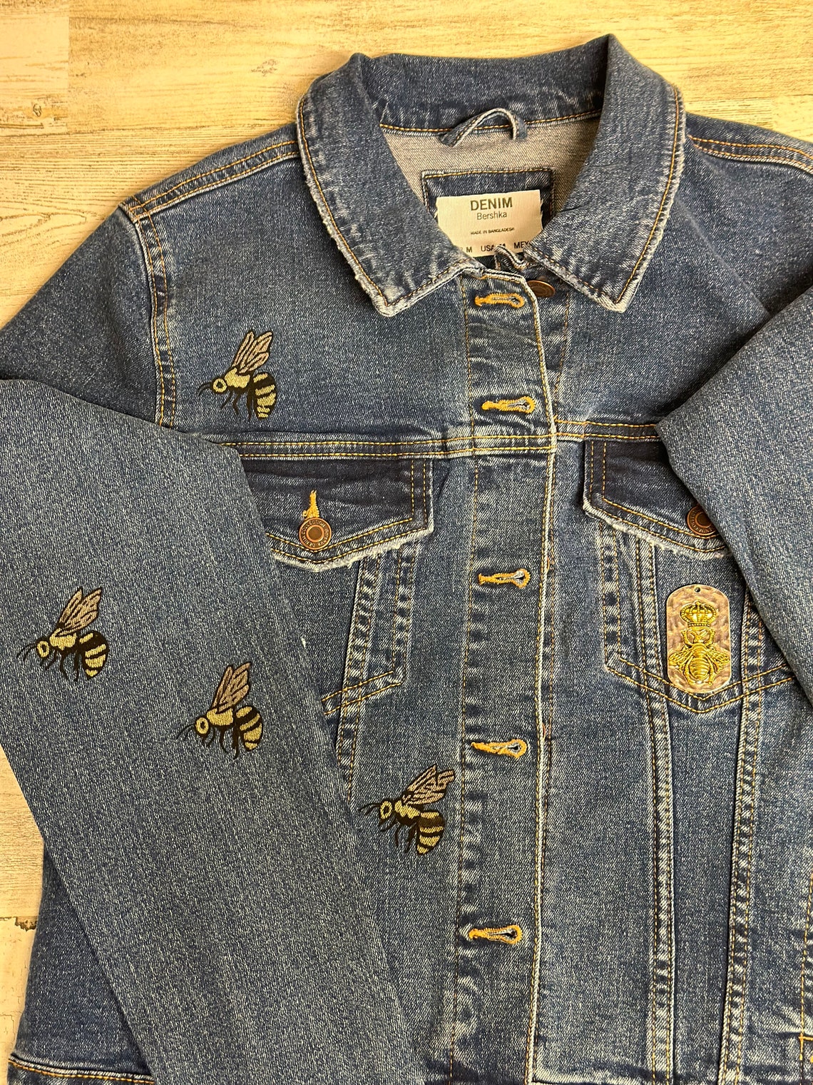 Custom Queen Bee Jean Jacket - Etsy