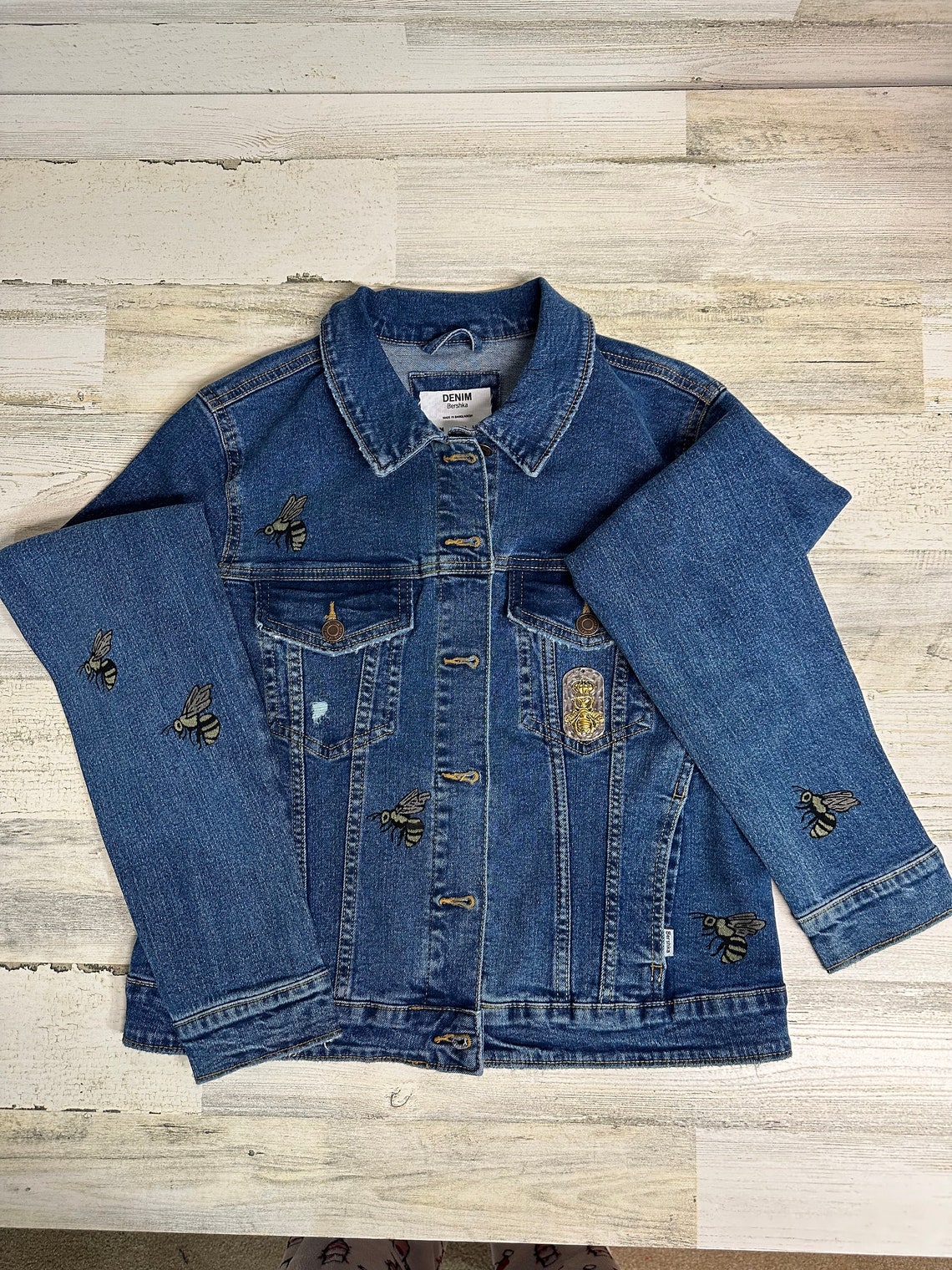 Custom Queen Bee Jean Jacket - Etsy