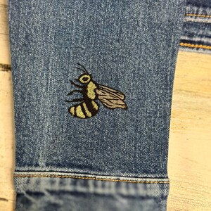 Custom Queen Bee Jean Jacket - Etsy