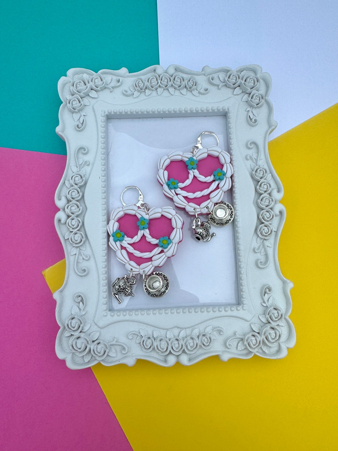 Swift TTPD I Can Do It With A Broken Heart Alice in Wonderland ...