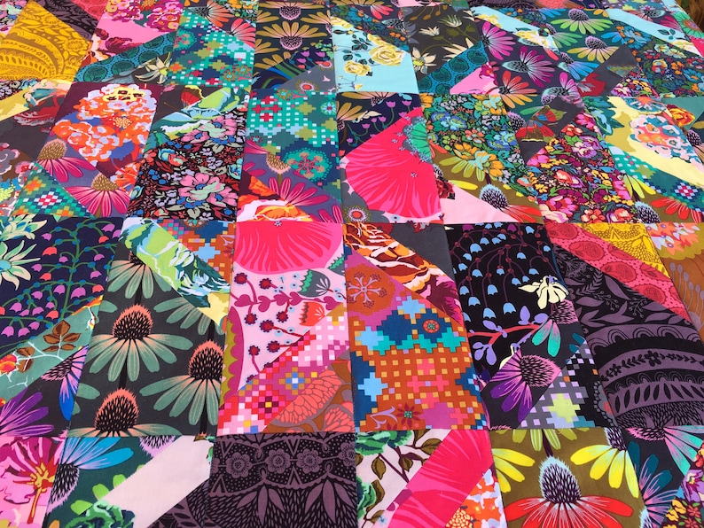 Anna Maria Horner Large Reversible Lap Quilt - Etsy