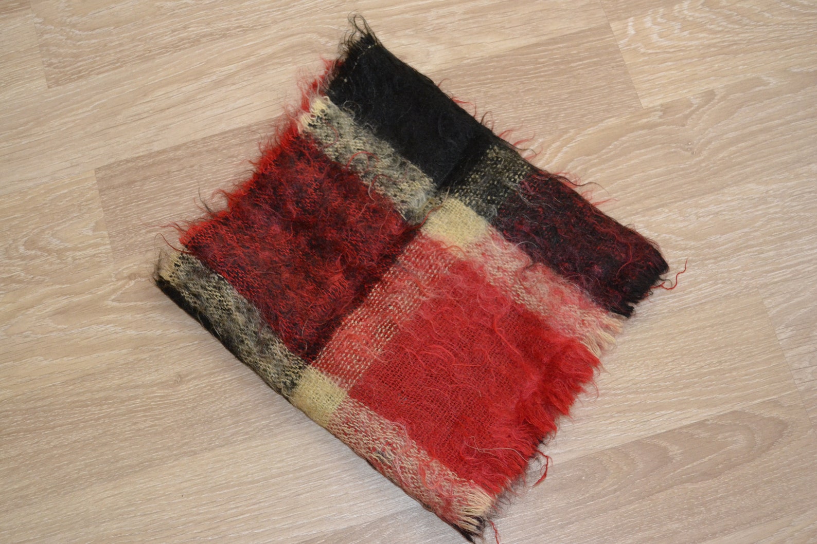 Soviet Vintage Woolen Red Black Mens Scarf Fall Winter Plaid Wool Scarf ...