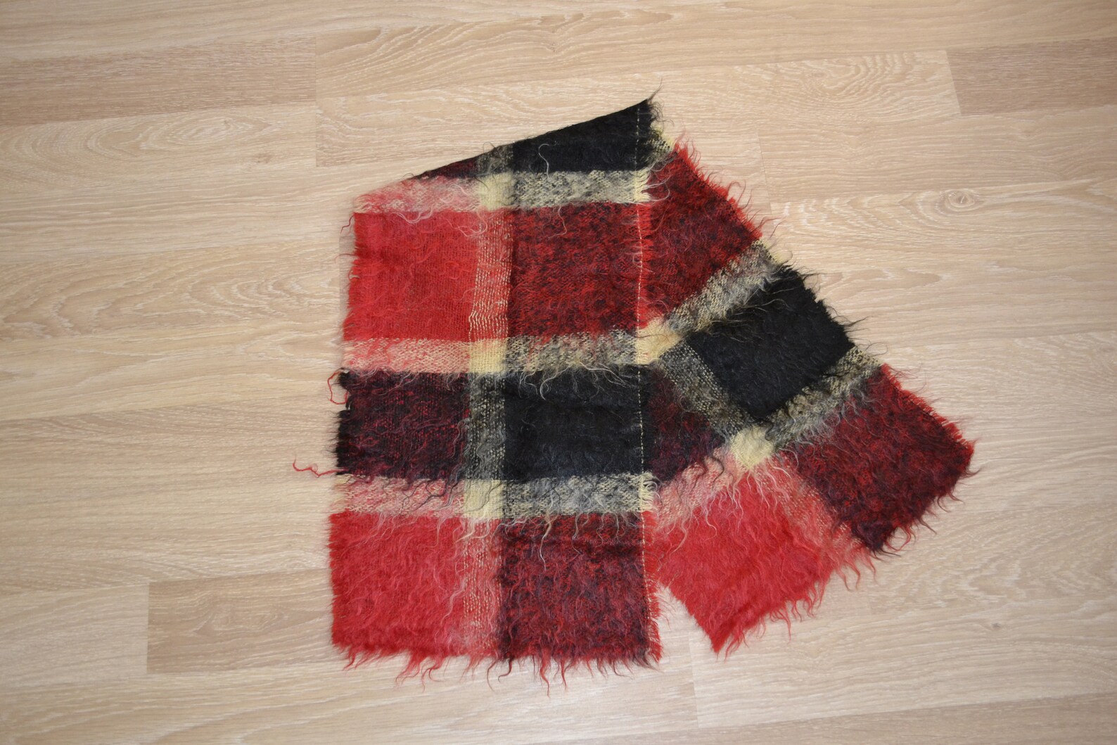 Soviet Vintage Woolen Red Black Mens Scarf Fall Winter Plaid Wool Scarf ...
