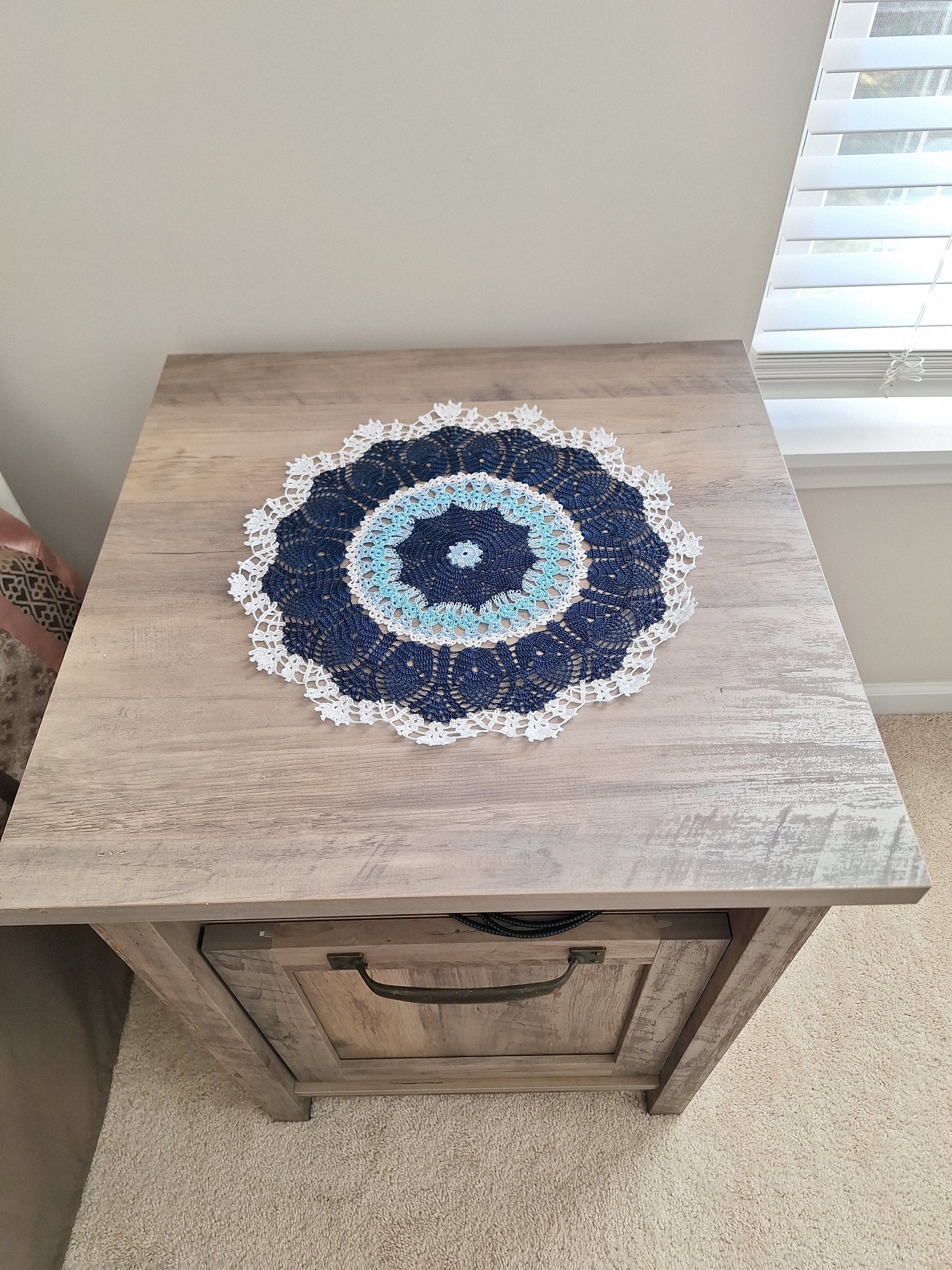Blue Doilies, Vintage Round Blue Table Runner, Handmade Doilies, Round ...