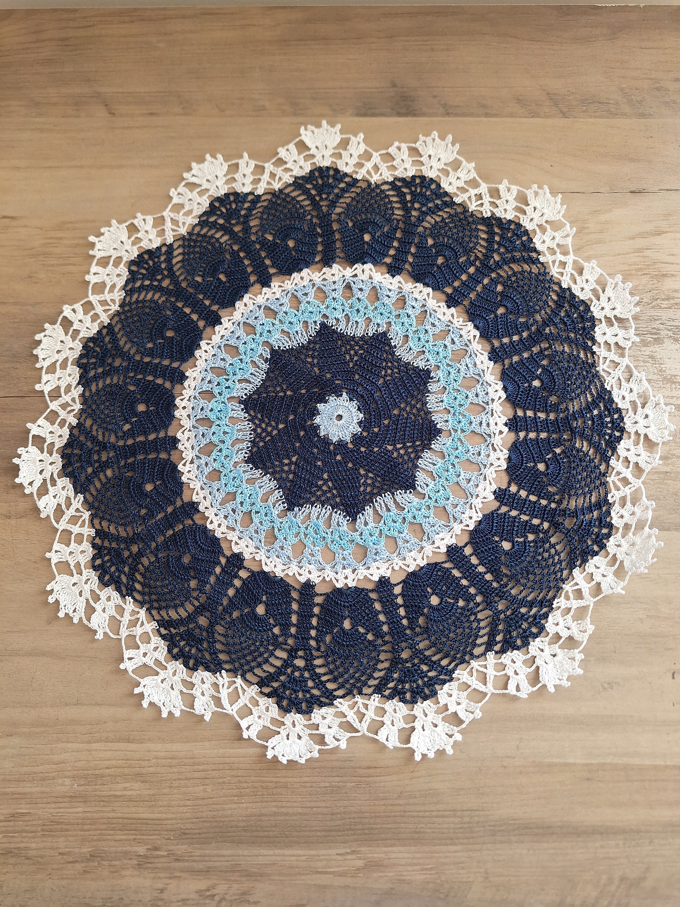 Blue Doilies, Vintage Round Blue Table Runner, Handmade Doilies, Round ...