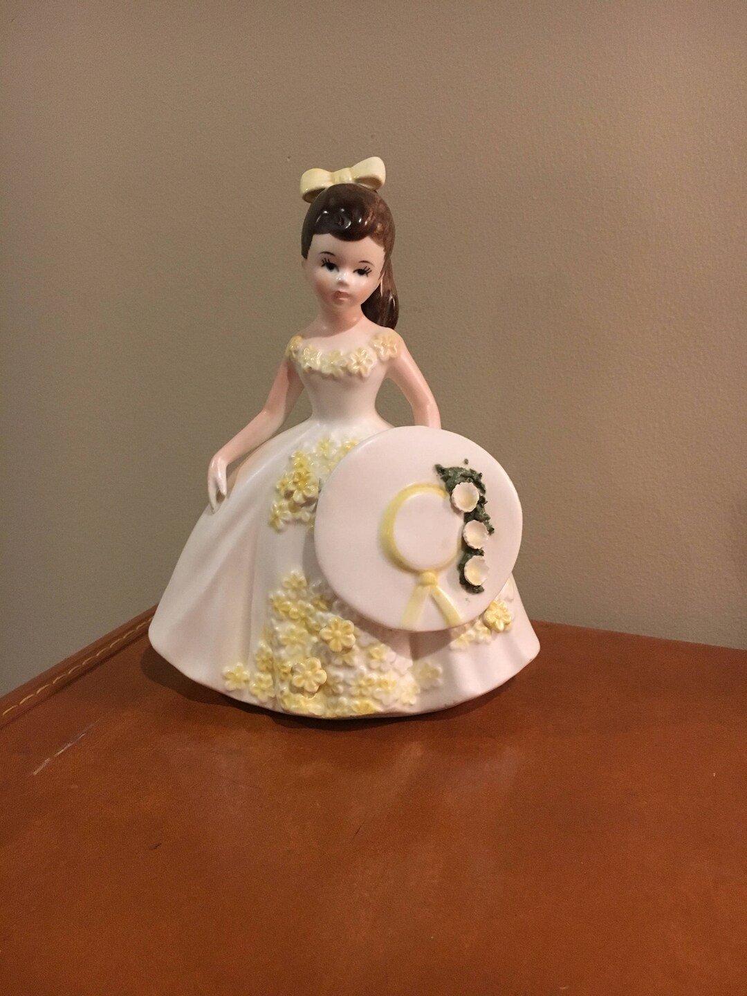Vintage Lefton Figurine Girl - Etsy