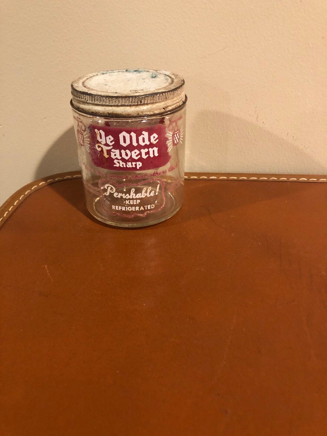 Vintage Ye Olde Tavern Cheese Jar - Etsy
