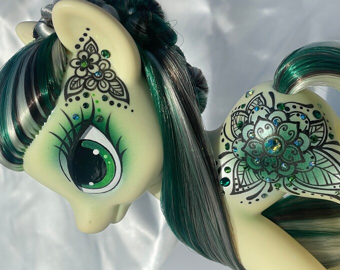 My Little Pony Custom OOAK G4 Fashion Style Henna Pony * DIVYA ...