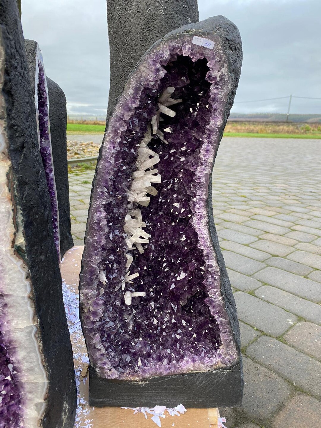 Tall Amethyst Crystal Geode 177 Premium Queen Grade 30kg H62xw26xd22cm ...