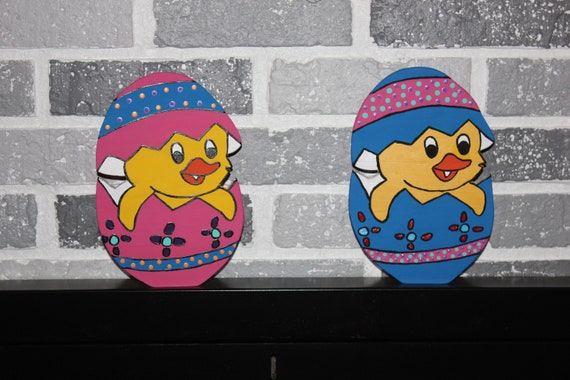 Adorable Wooden Hatching Chicks Bright and Colorful Arriving | Etsy