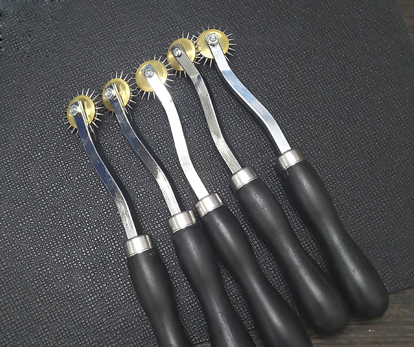 Leather Crafts Newly 4mm Pitch Overstitch Wheel Leather Stitch Space ...