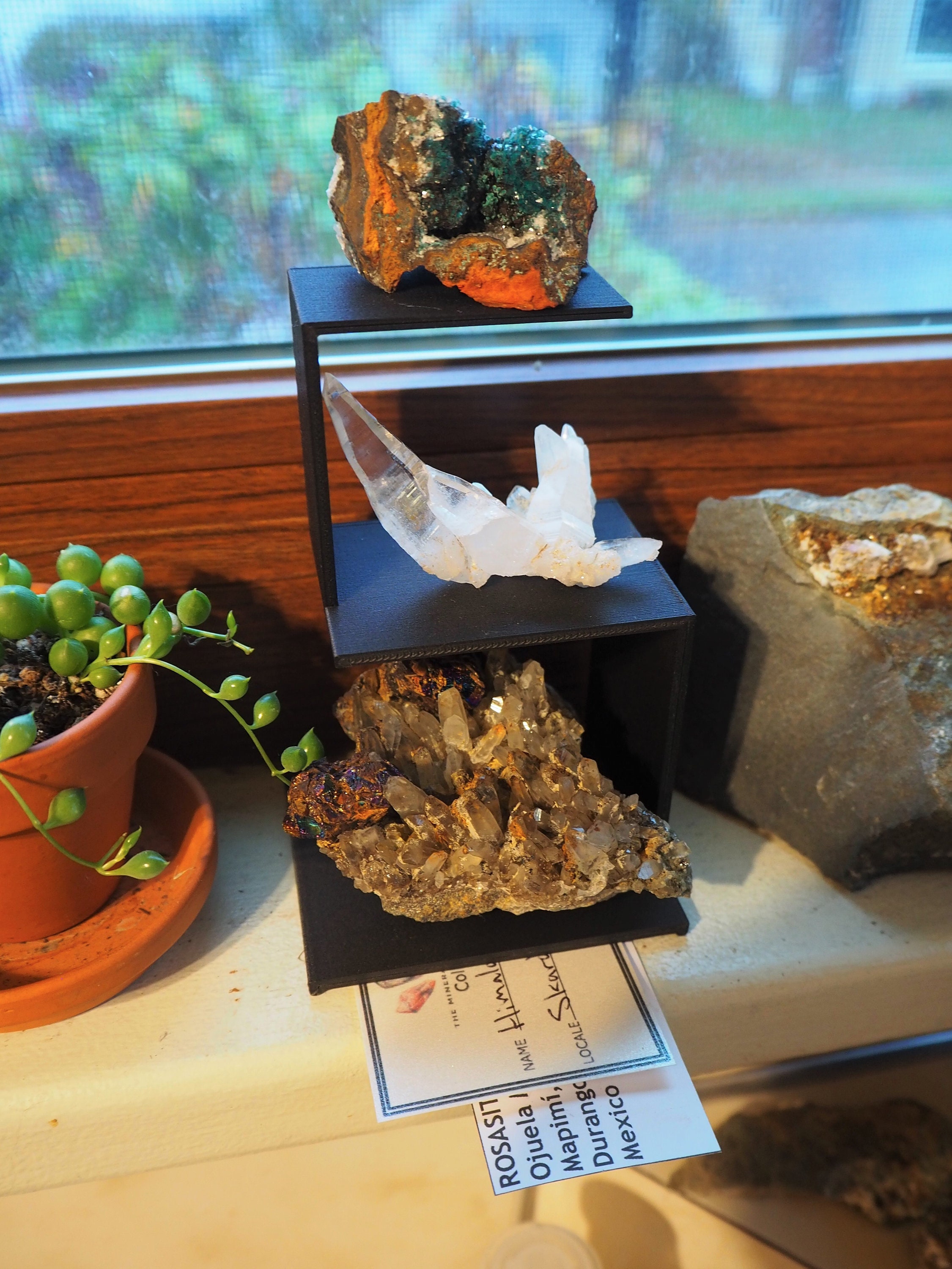 Specimen Tower for Mineral Specimens, Crystals, Rocks, and Geodes - Etsy