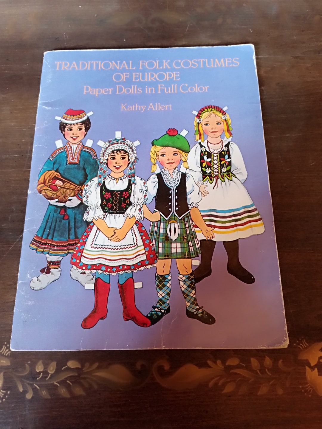 Vintage Dover Books Traditional Folk Costumes of Europe Paper Dolls - Etsy