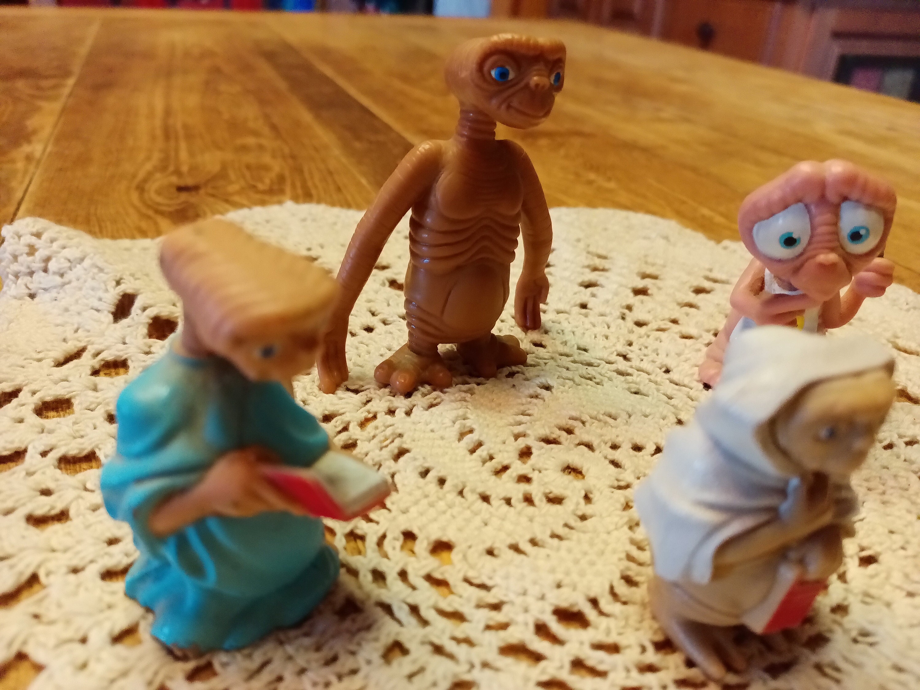 Set of 4 E.T Plastic Toy Figurines - Etsy