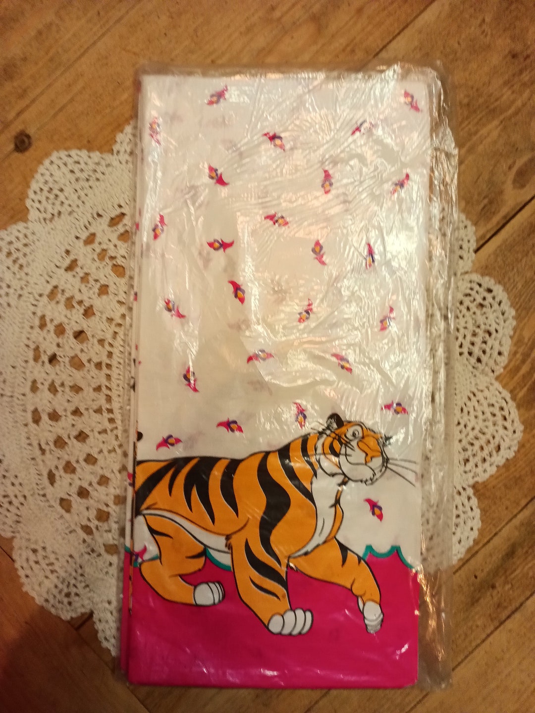 Vintage Aladdin Table Cloth - Etsy