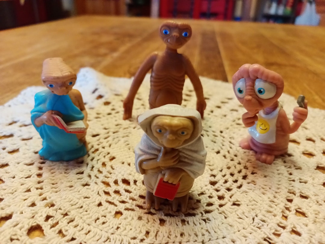 Set of 4 E.T Plastic Toy Figurines - Etsy