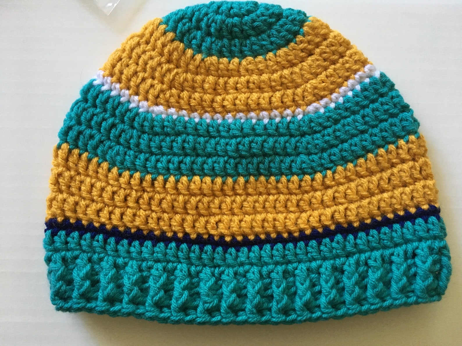Seahawk Hat or Infinity Scarf, Uncw-themed, Hand-crocheted - Etsy