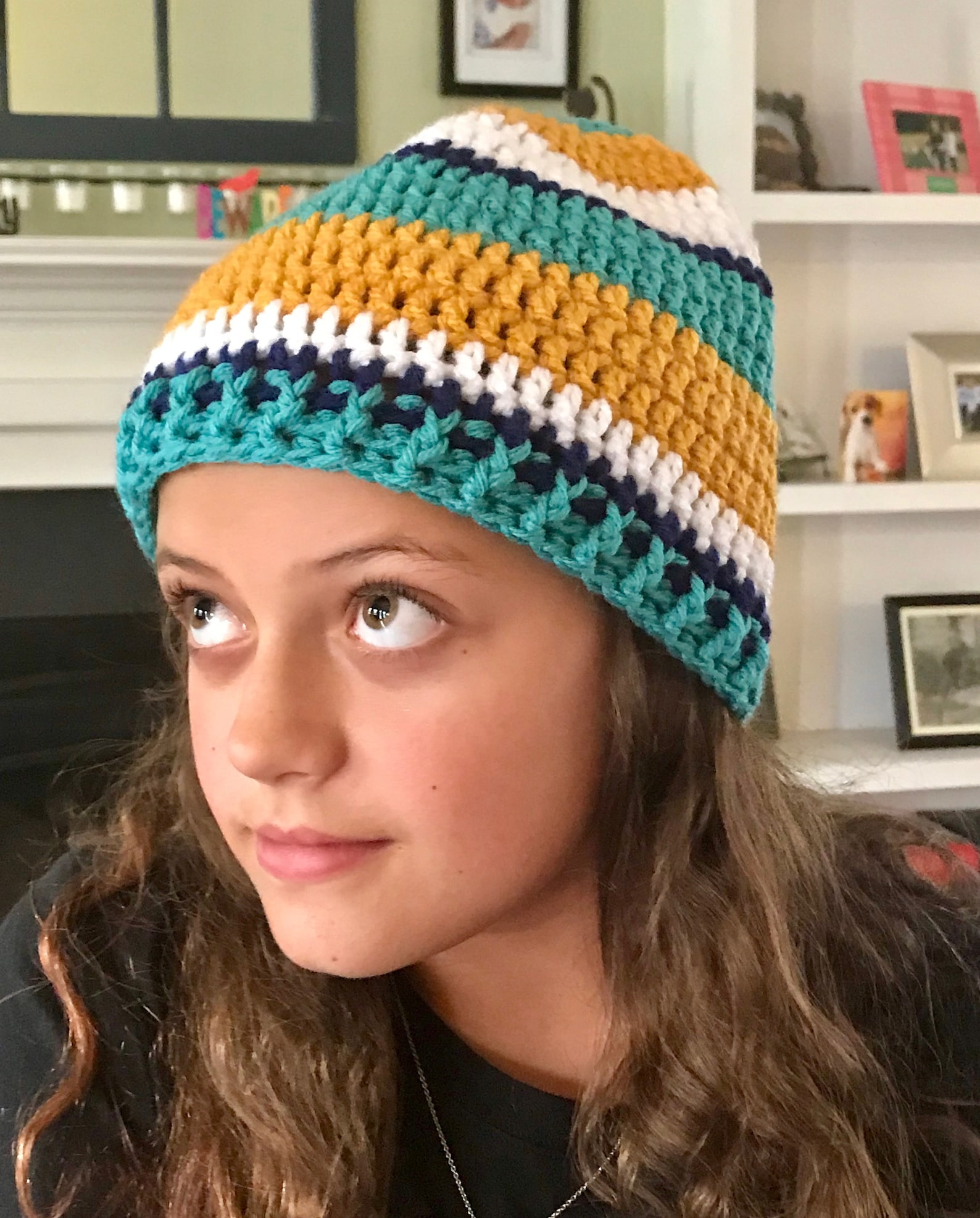 Seahawk Hat or Infinity Scarf, Uncw-themed, Hand-crocheted - Etsy