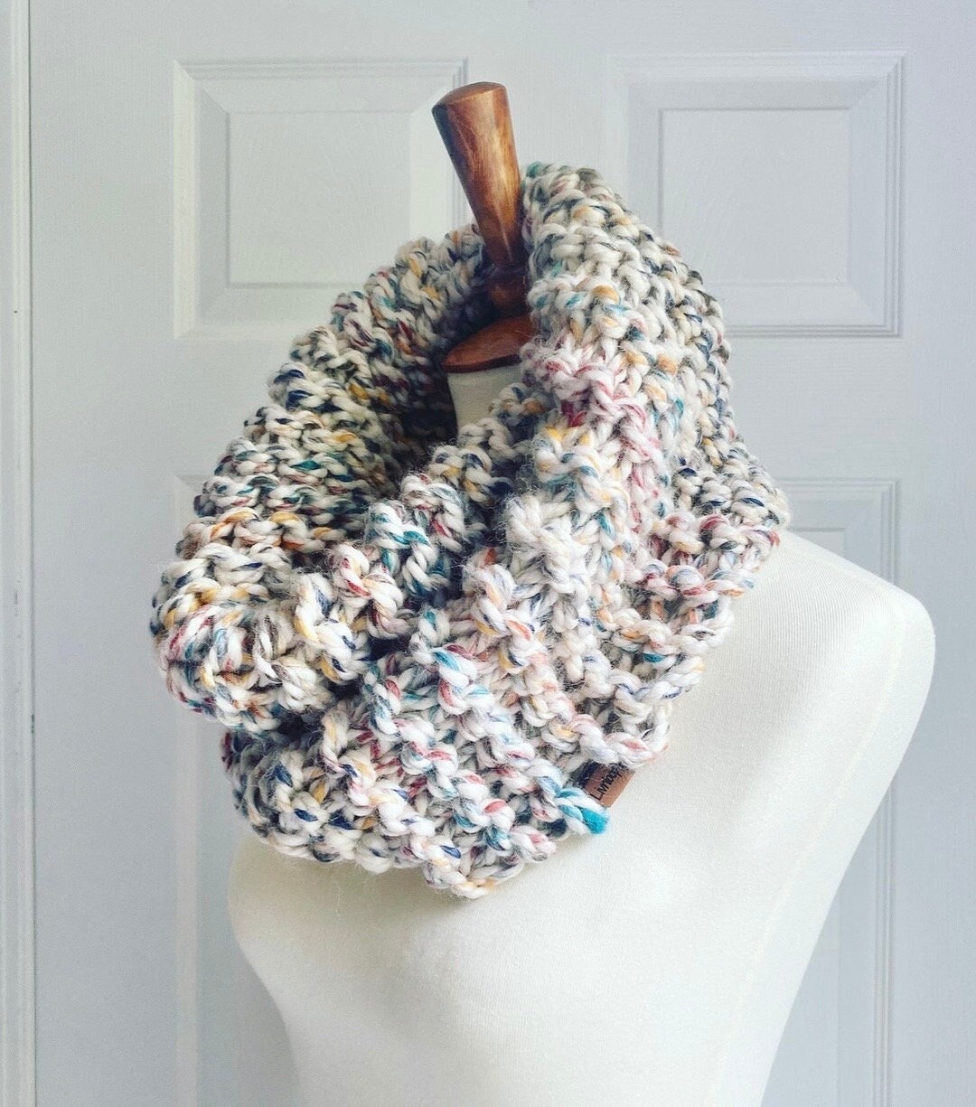 Chunky Knit Cowl Scarf | Cozy Hand Knit Neck Warmer | Winter Infinity ...