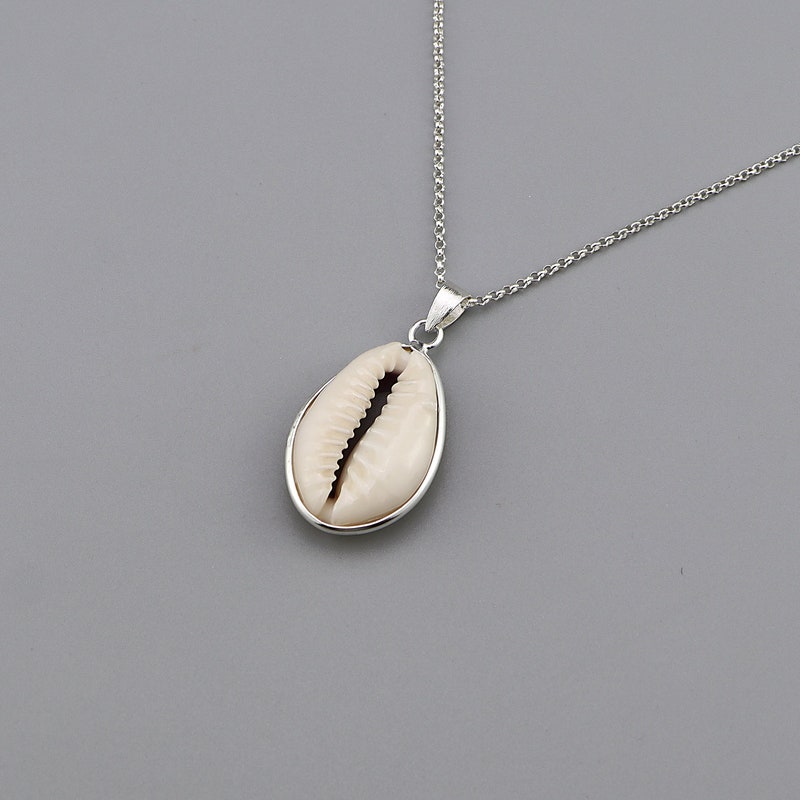 Cowry Shell Necklace - Etsy