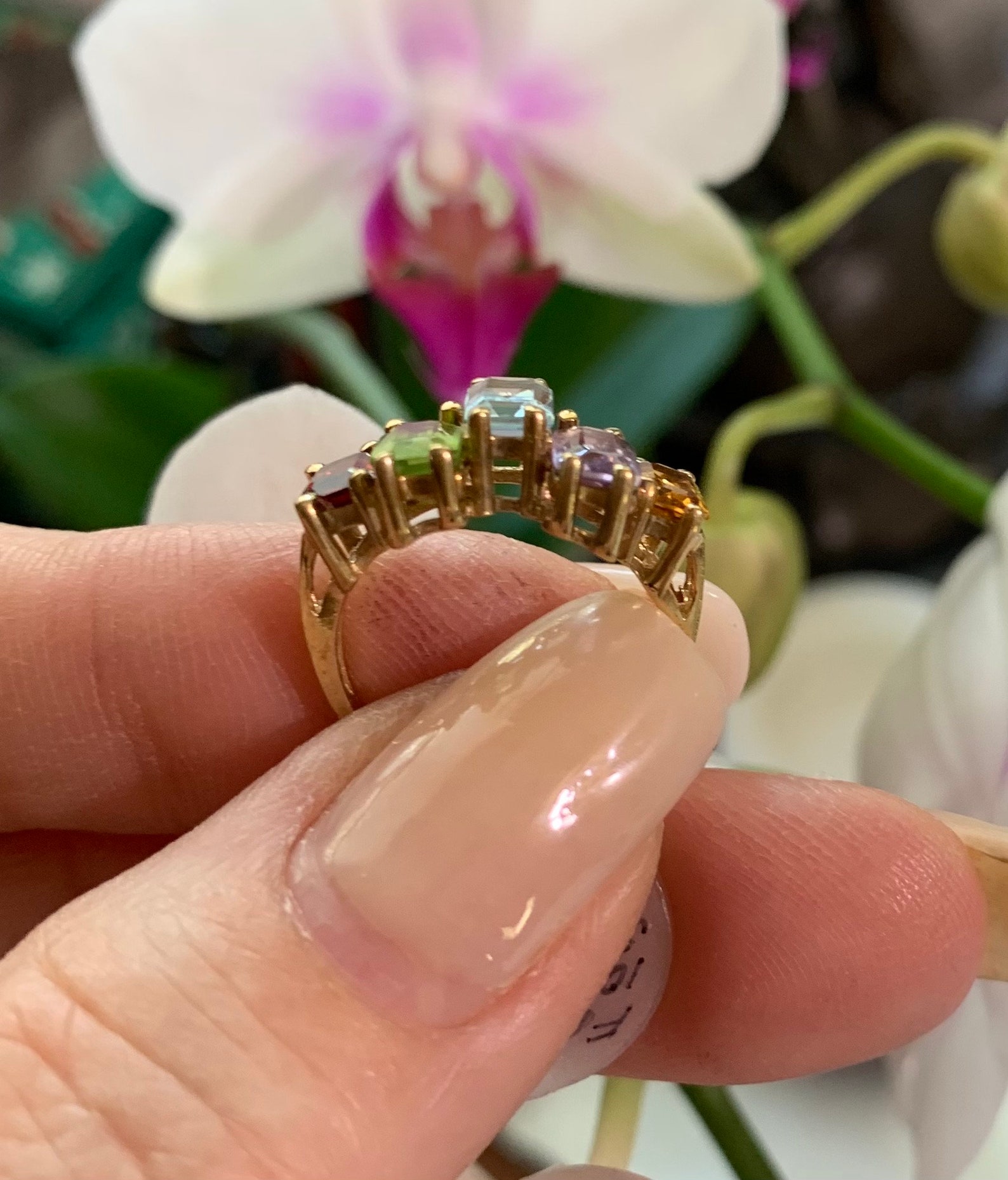 Vintage Mothers Ring, Different Gemstones for Children ! Gold , Garnet ...