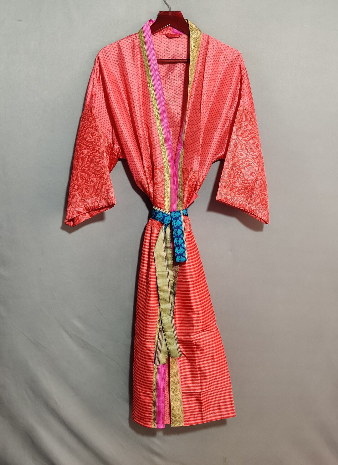 Kimono Silk Sari Robe, Fashion for Women, Kimono Dress, Kimono Robe ...