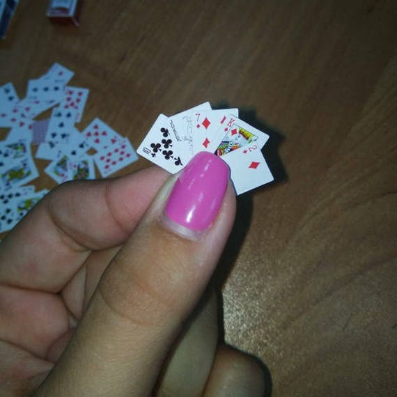 Dollhouse Making 1:12 Scale Playing cards Dollhouse Miniature Toy Doll ...