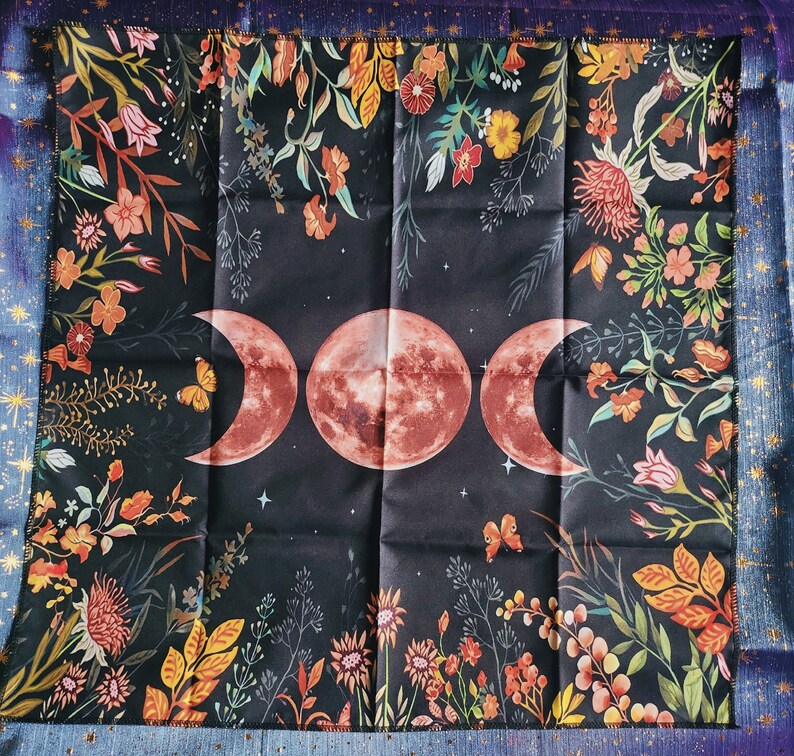 Flower Moon Tarot Cloth, Oracle Card Mat, Moon Phase Table Cloth, Altar ...