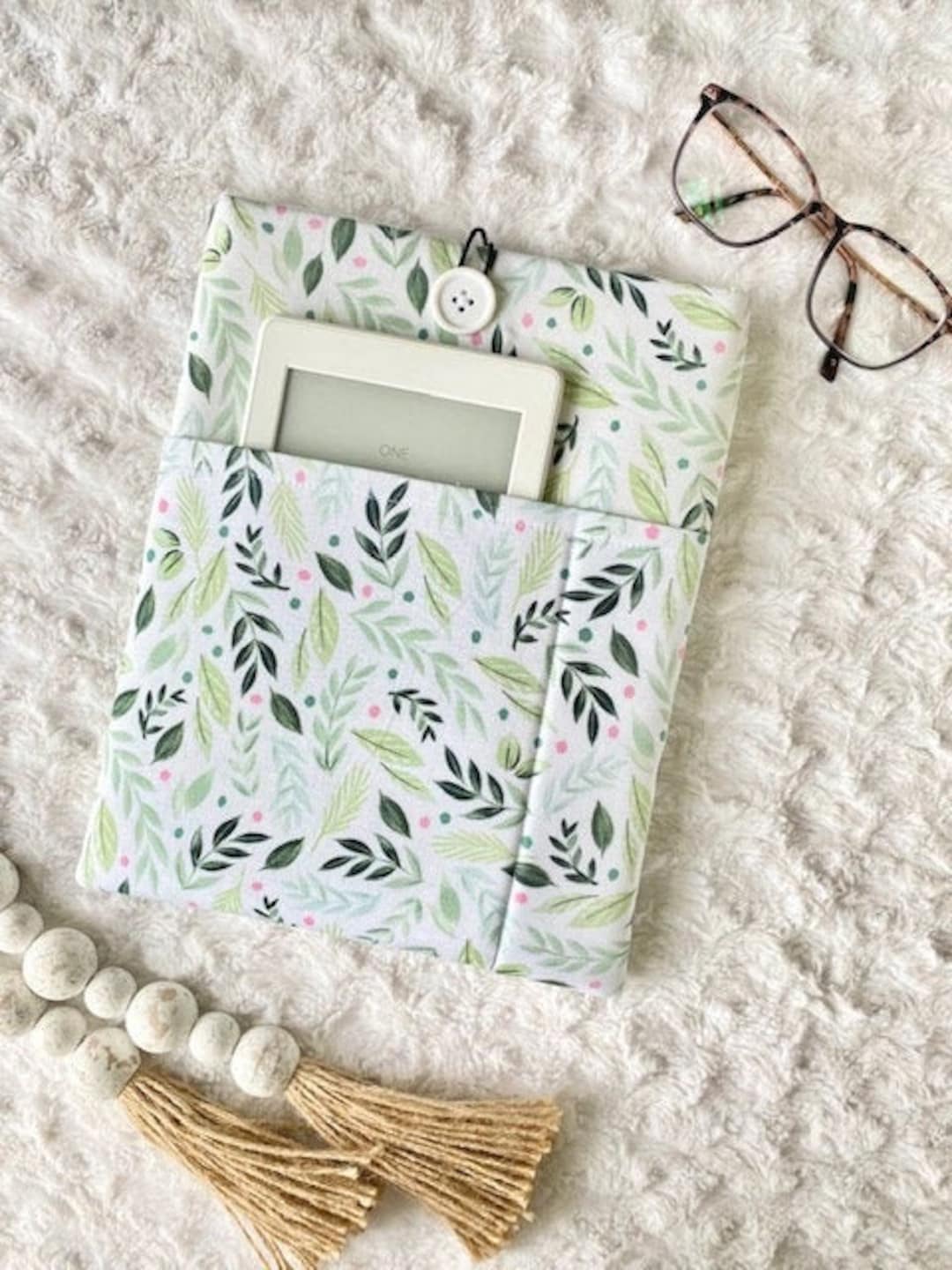 Spring Laurel Padded Book Sleeve - Etsy