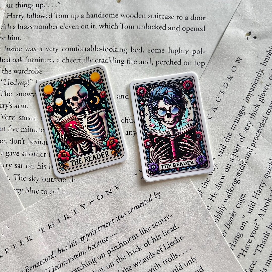 The Reader Skeleton Tarot Card | Vinyl Sticker - Etsy