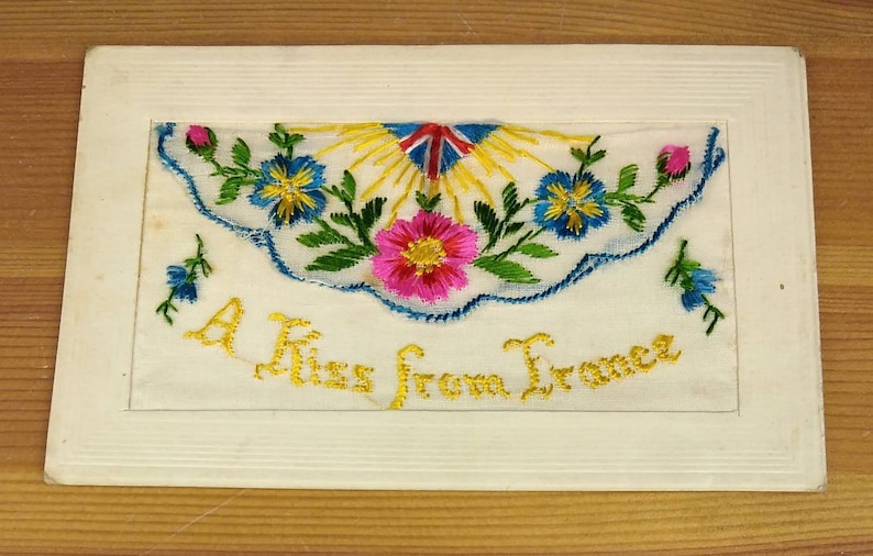 WW1 Embroidered Silk Postcard A Kiss From France (G1D) - Etsy