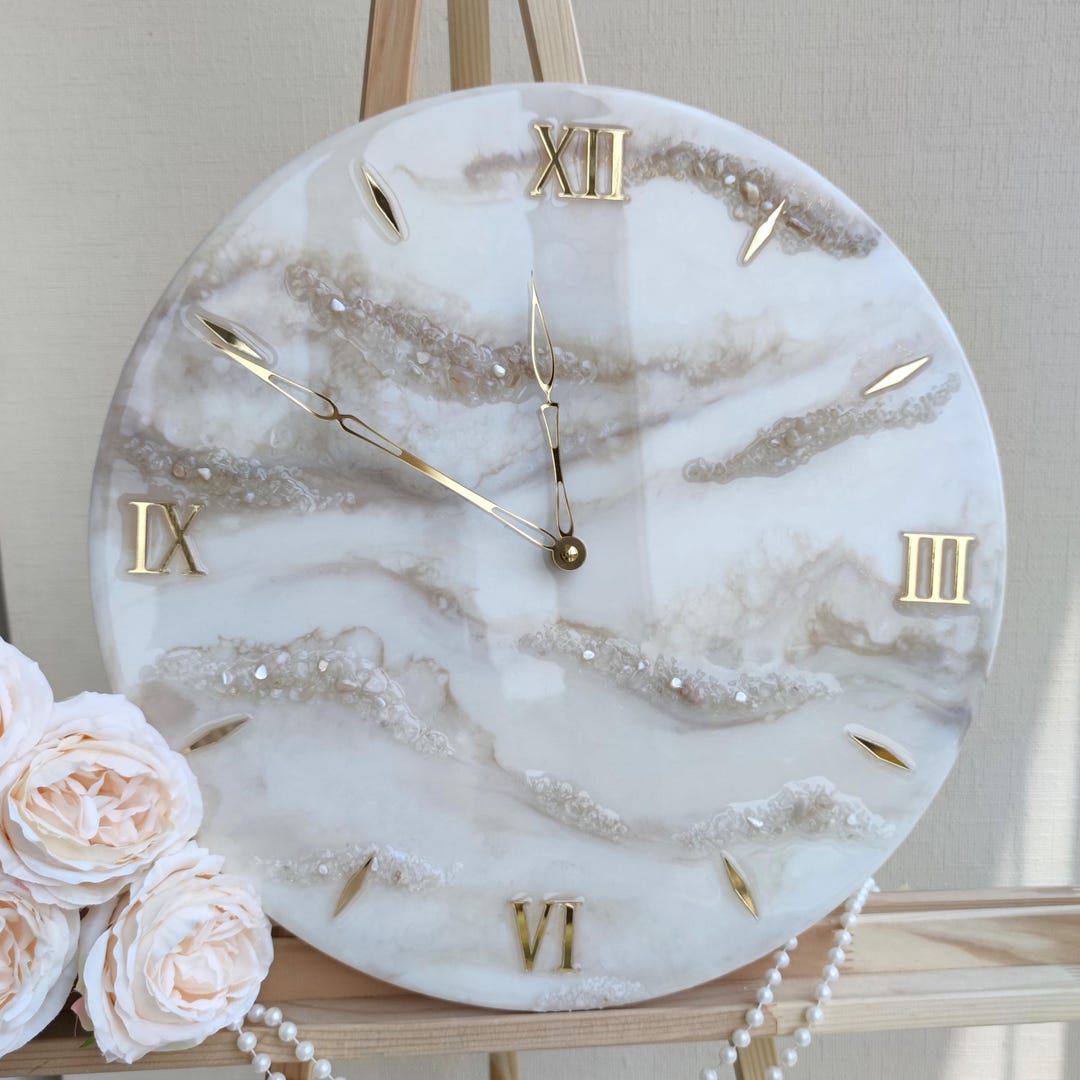 Crystal Resin Clocks for Wall Gifts for Wife, Bedroom Resin Art Wall ...