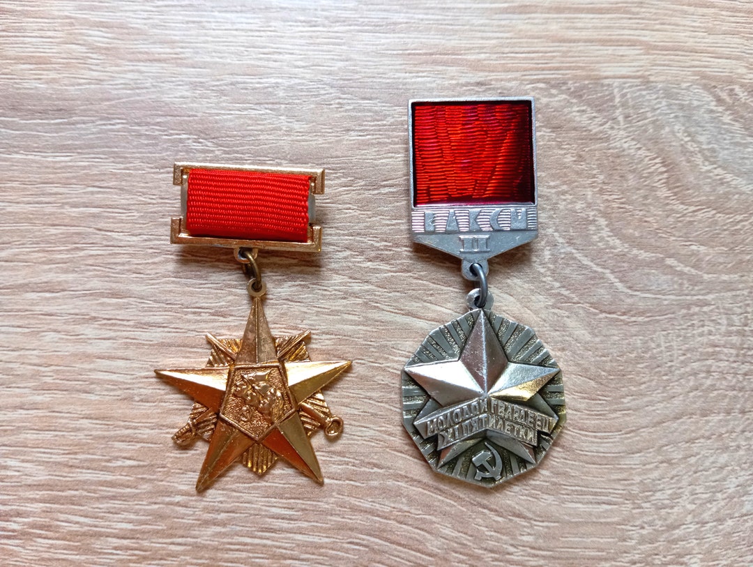 Soviet Badges and Awards USSR Red Star 70s, Pin Star, Vintage Collector ...