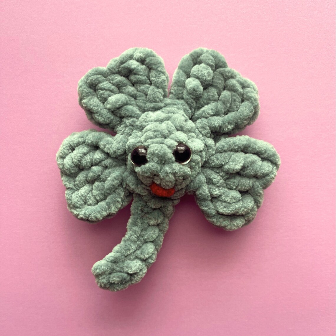No Sew Clover Crochet Pattern, Cute DIY Crochet Clover Pattern, Crochet ...