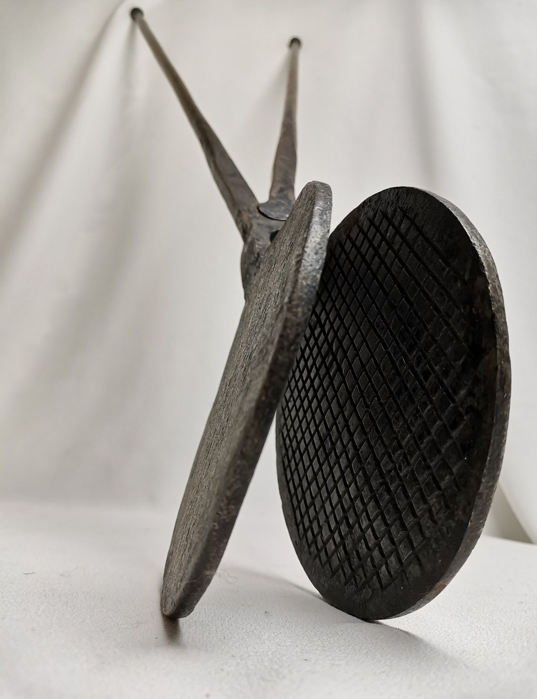 Large Antique Syrup Waffle Iron for Open Fire or Fireplace 19th Century ...