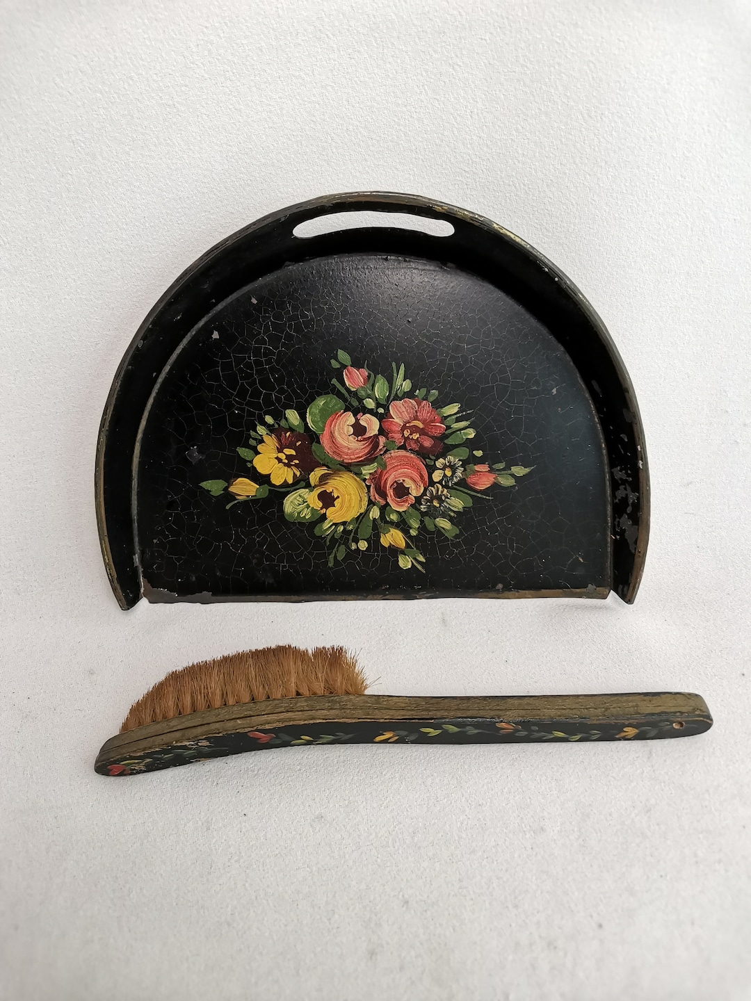Vintage Table Brush and Tin in Black With Hand-painted Flowers 1950s ...