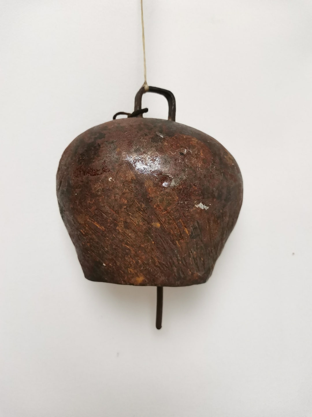 Antique Large Cowbell 1900s Large Antique Cowbell | Antique Cattle Bell ...
