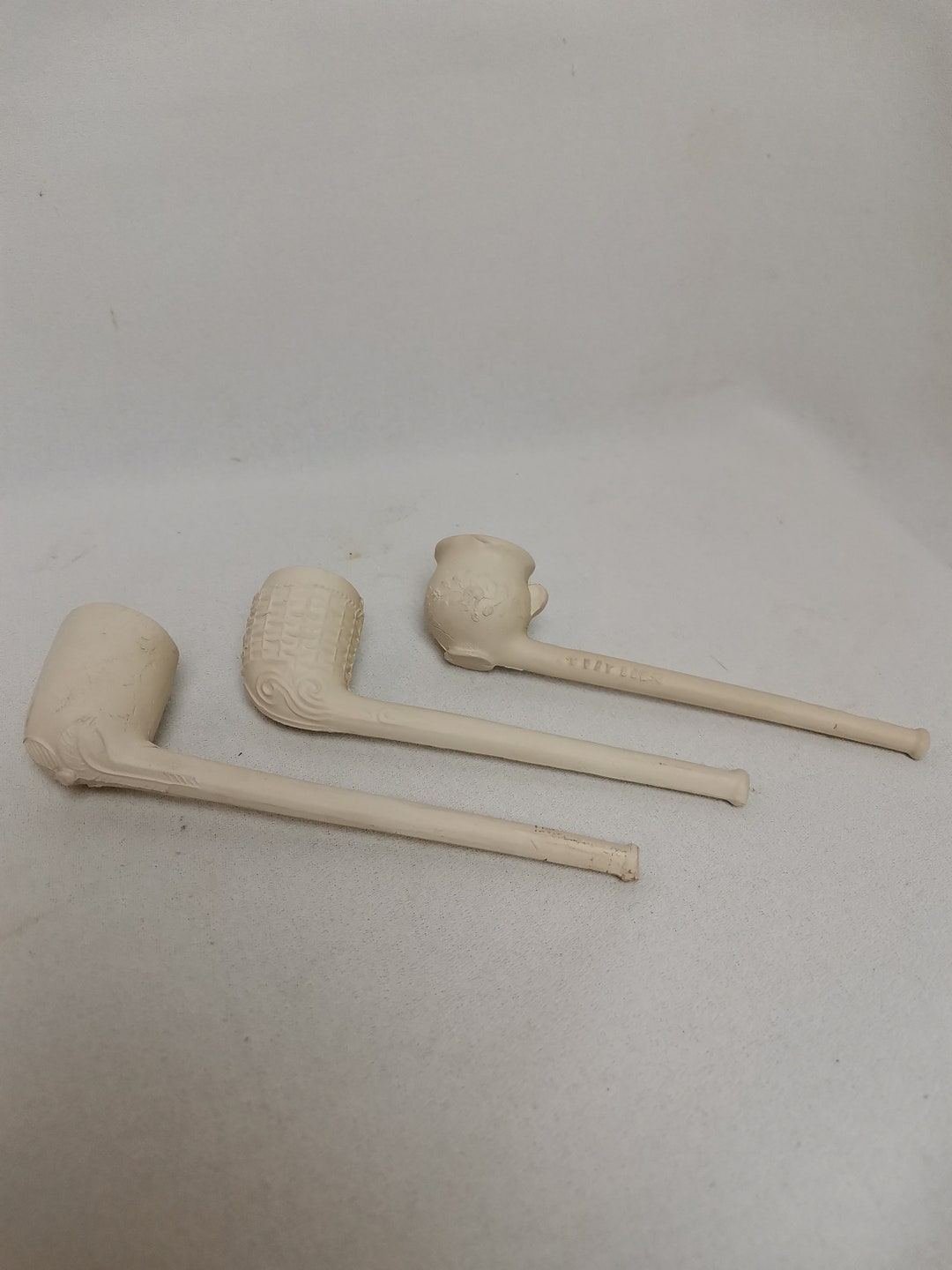 Antique Set of 3 Decorated Clay Pipes With Flowers Wickerwork and ...