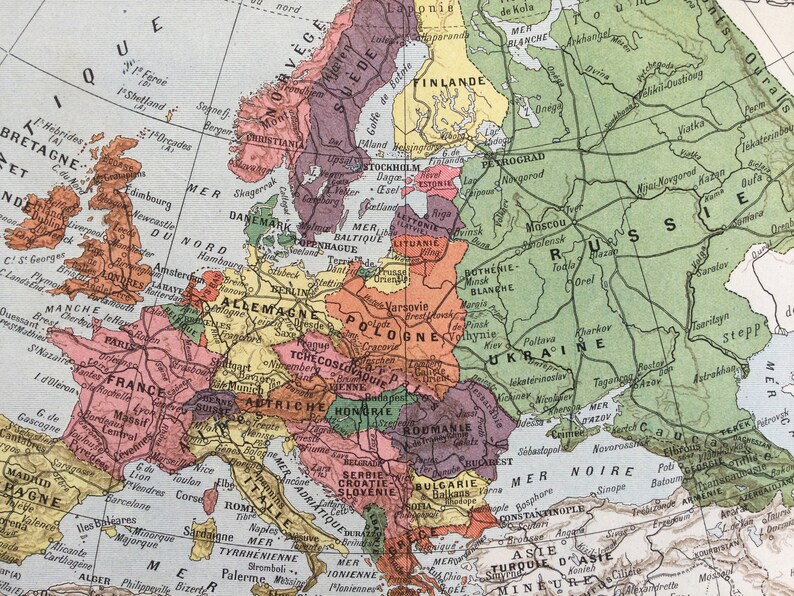 1922 Europe, Map of the European Continent, Small Format Old Map of ...