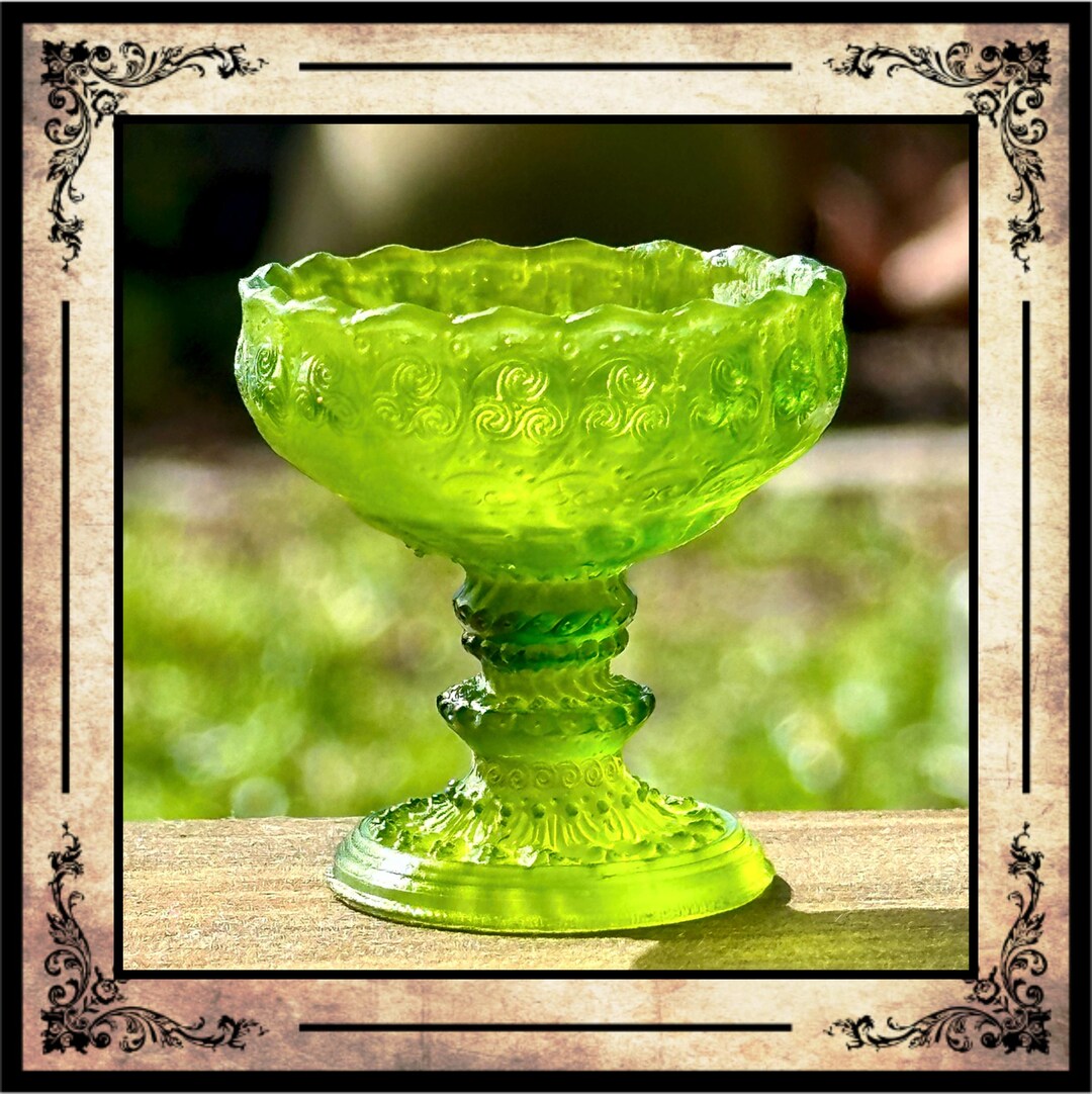 Dollhouse / Miniature Crystal Elegance Footed Candy Dish - Two Sizes to ...