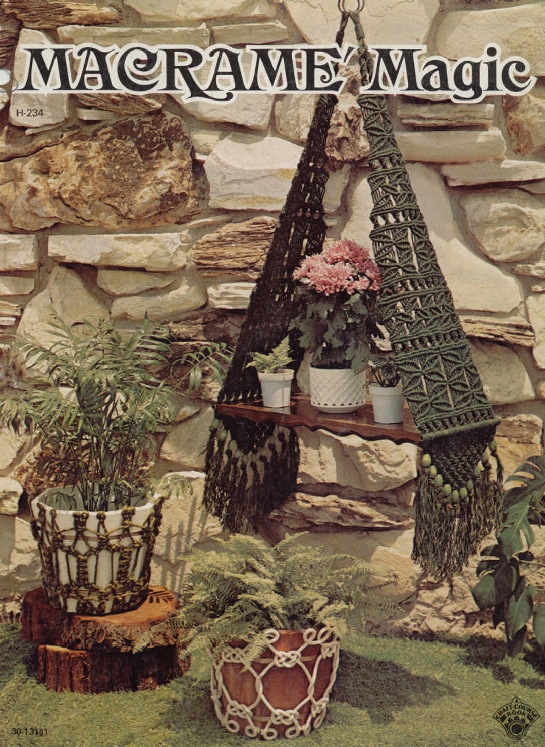 Vintage Macrame Pattern Book 1975 - Macrame' Magic (H-234) by Bobi Hall ...
