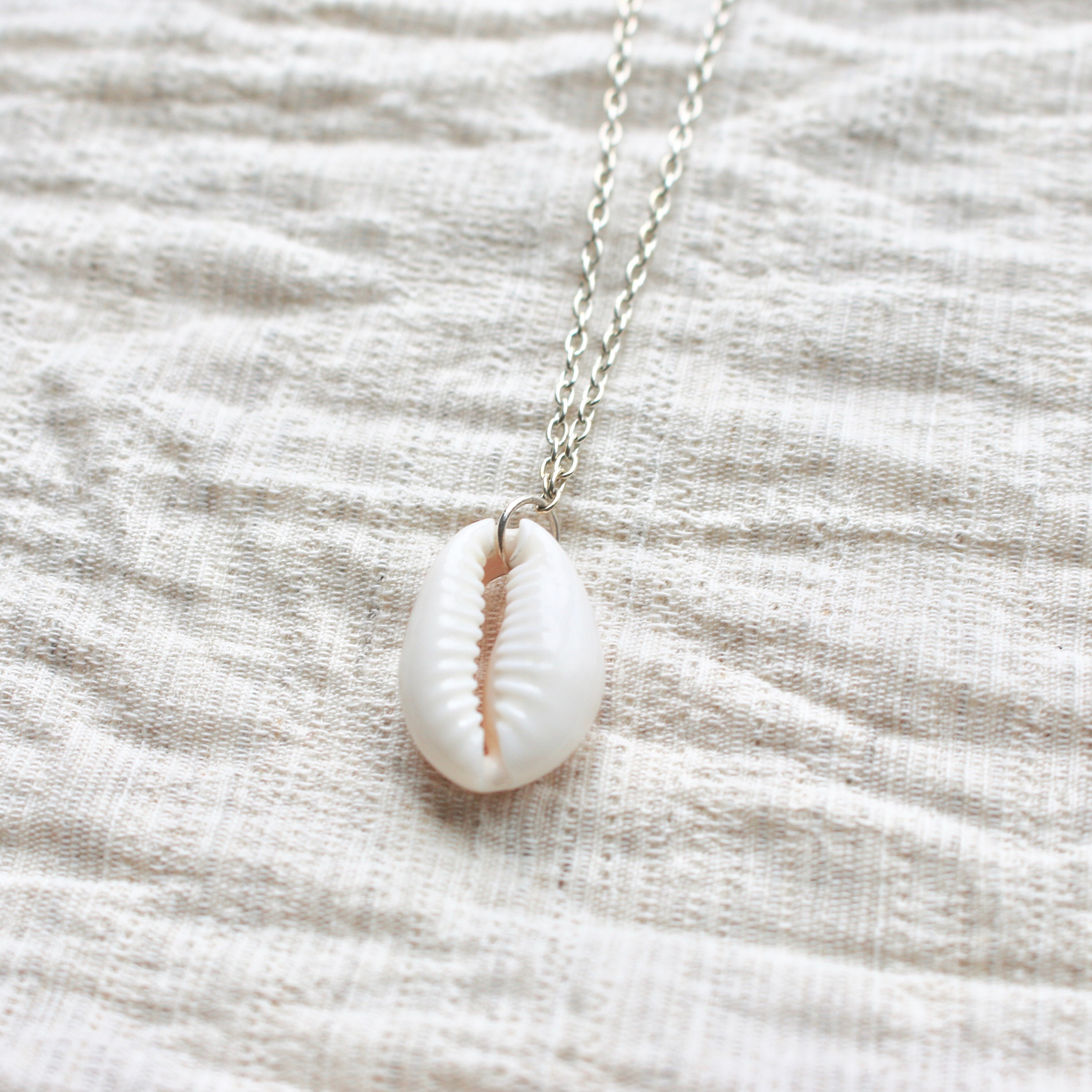 The Cowrie shell Necklace Silver 925... - Etsy Polska