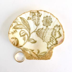 Scallop Seashell Ring Dish With Floral Design Coastal Home Decor, Beach ...