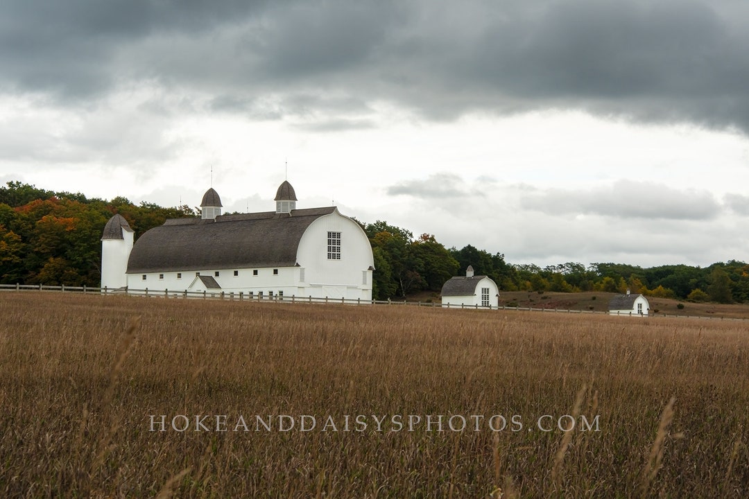 D.H. Day Farm Barn Print / Glen Arbor / Rural Michigan Landscape ...