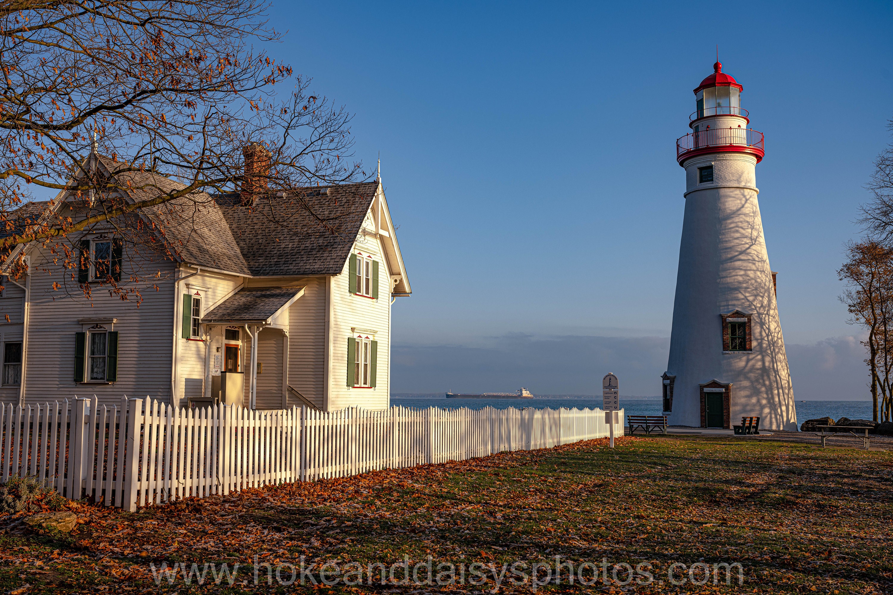 Marblehead Lighthouse With Lake Freighter in the Fall / Lake Erie Ohio ...