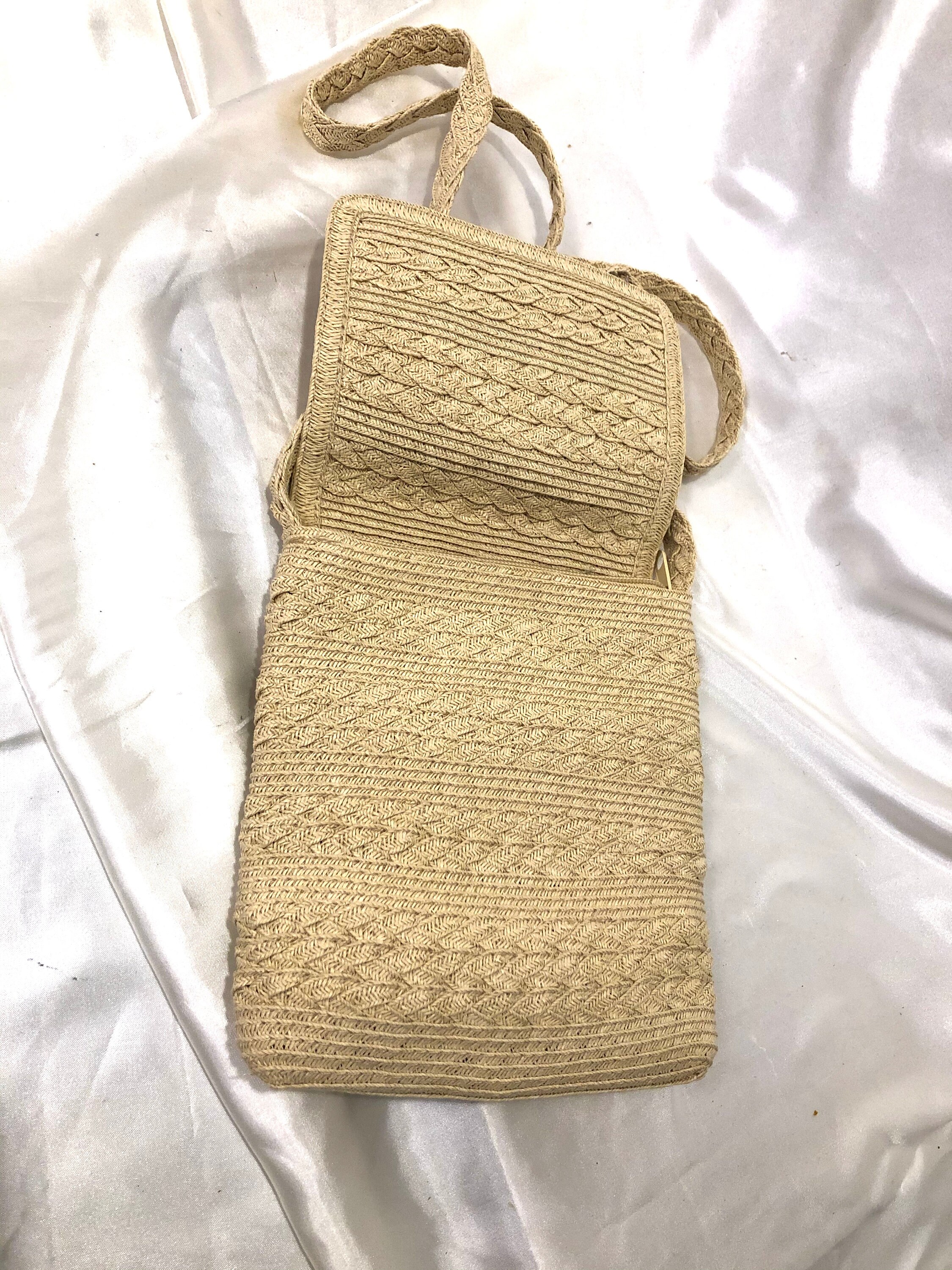 Cappelli Straworld A Woven Champagne Cross Body Purse With Alternating ...