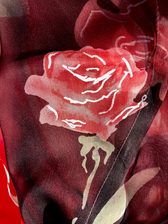 Allea - A luxurious red & black chiffon silk scarf of… - Gem