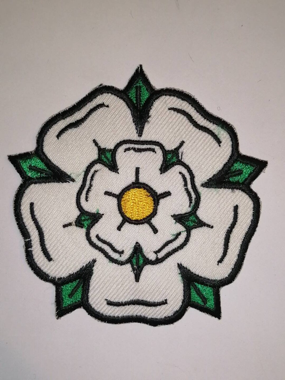 White Rose Yorkshire Symbol Beautiful Patch Iron on Embroidered Hotfix ...