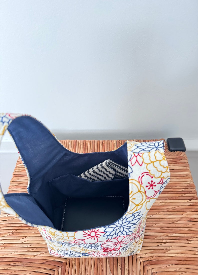 Small Knot Bag With Gusset & Pocket Japanese Textured Fabric Floral ...