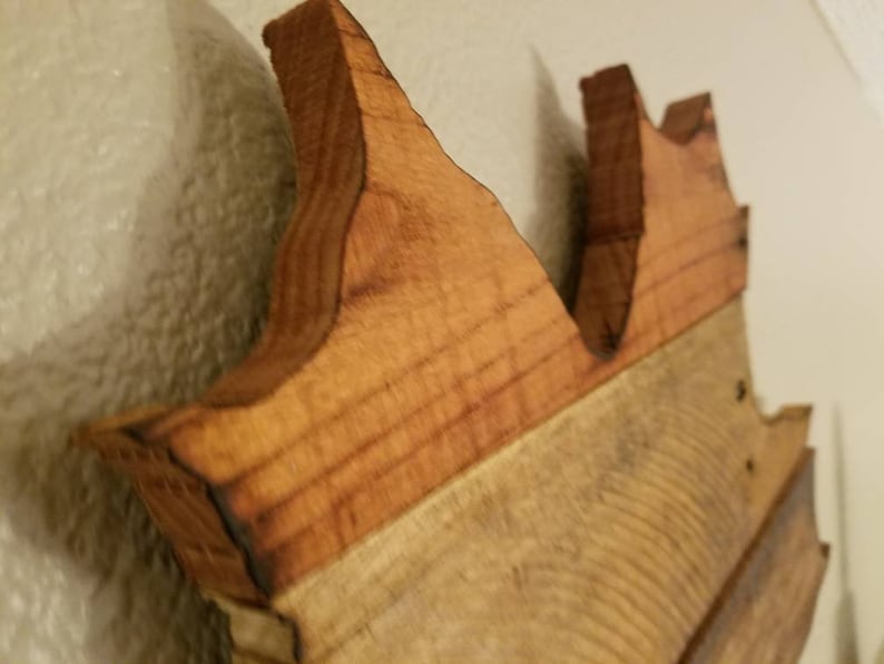 Rustic Maple Leaf Sign Reclaimed Wood Pallet Sign Rustic | Etsy